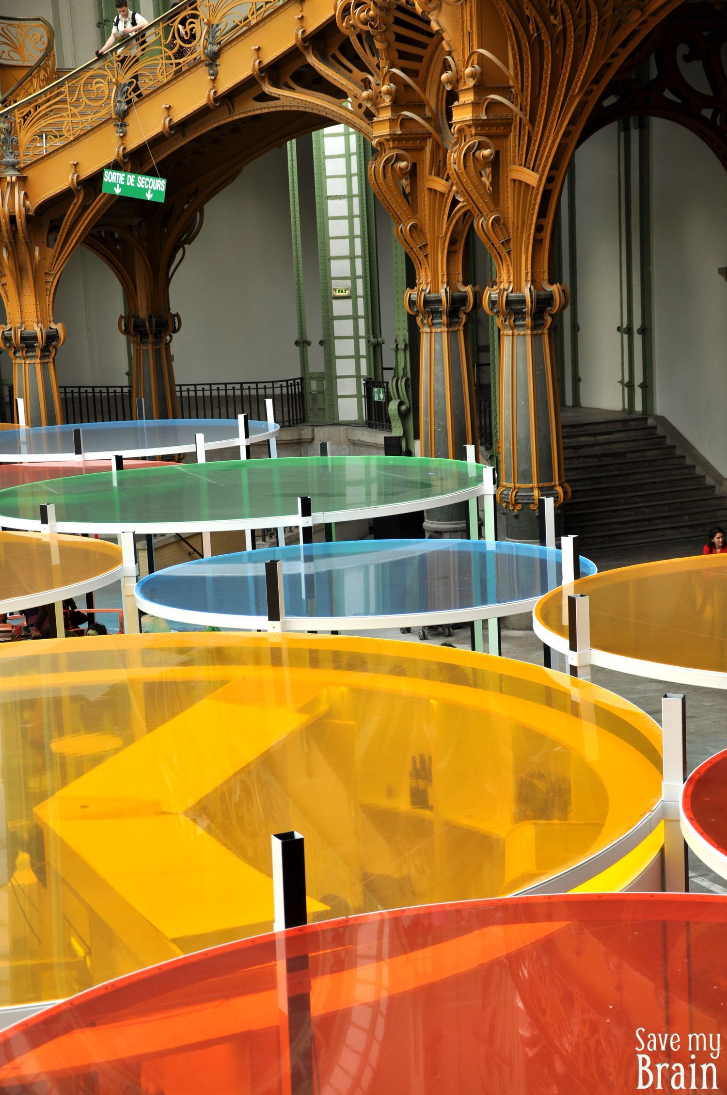Monumenta 2012 - Daniel Buren, Excentrique(s) - Save my brain